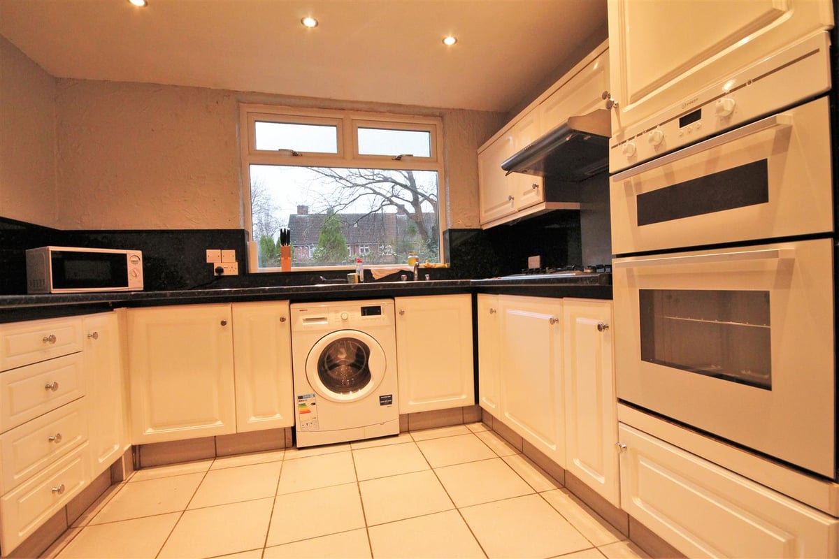 Property unavailable | 2 bed student flat to let Beadnell Place ...